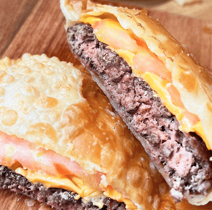 Pastel Burger com Massa de Pastel Mezzani - Mezzani Alimentos